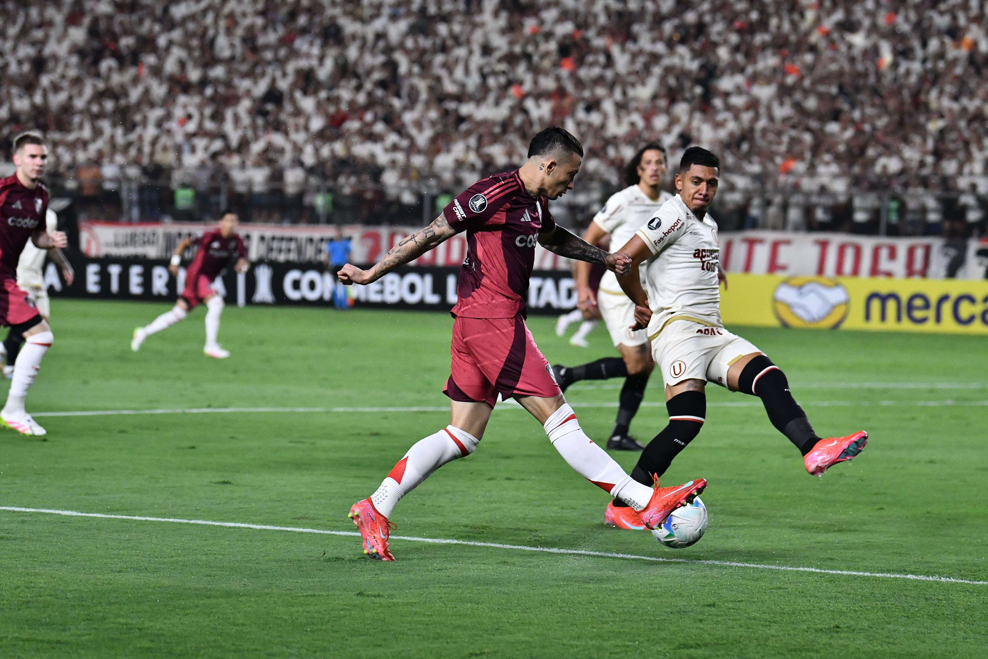 EN VIVO: River vs. Barcelona de Ecuador, Minuto a Minuto | TNT Sports