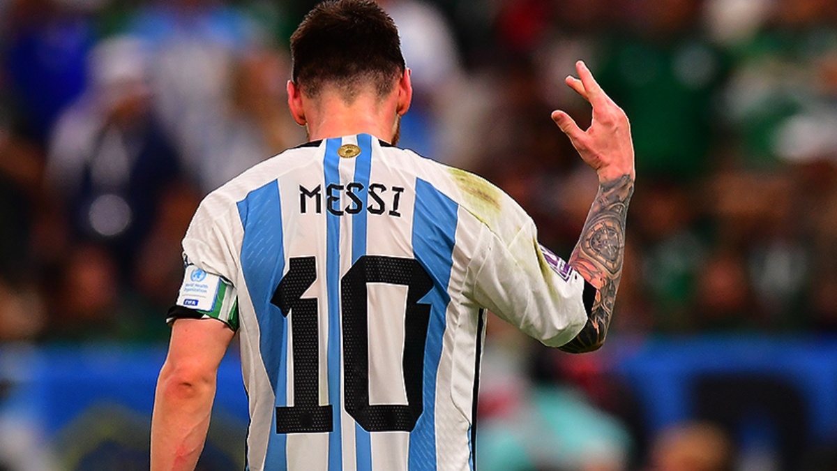 Ante las bajas de Almada y Messi, Scaloni eligió al sorpresivo nuevo 10 ...