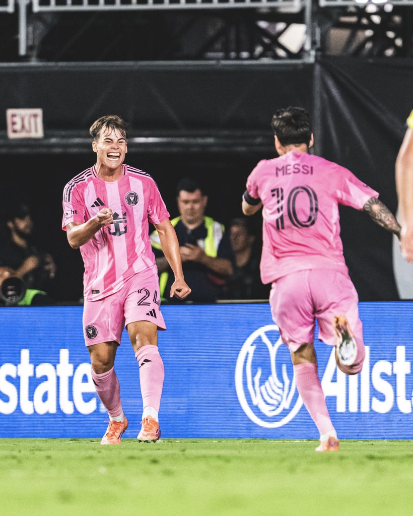 Con doblete de Messi, Inter Miami despachó a Nashville y clasificó a ...